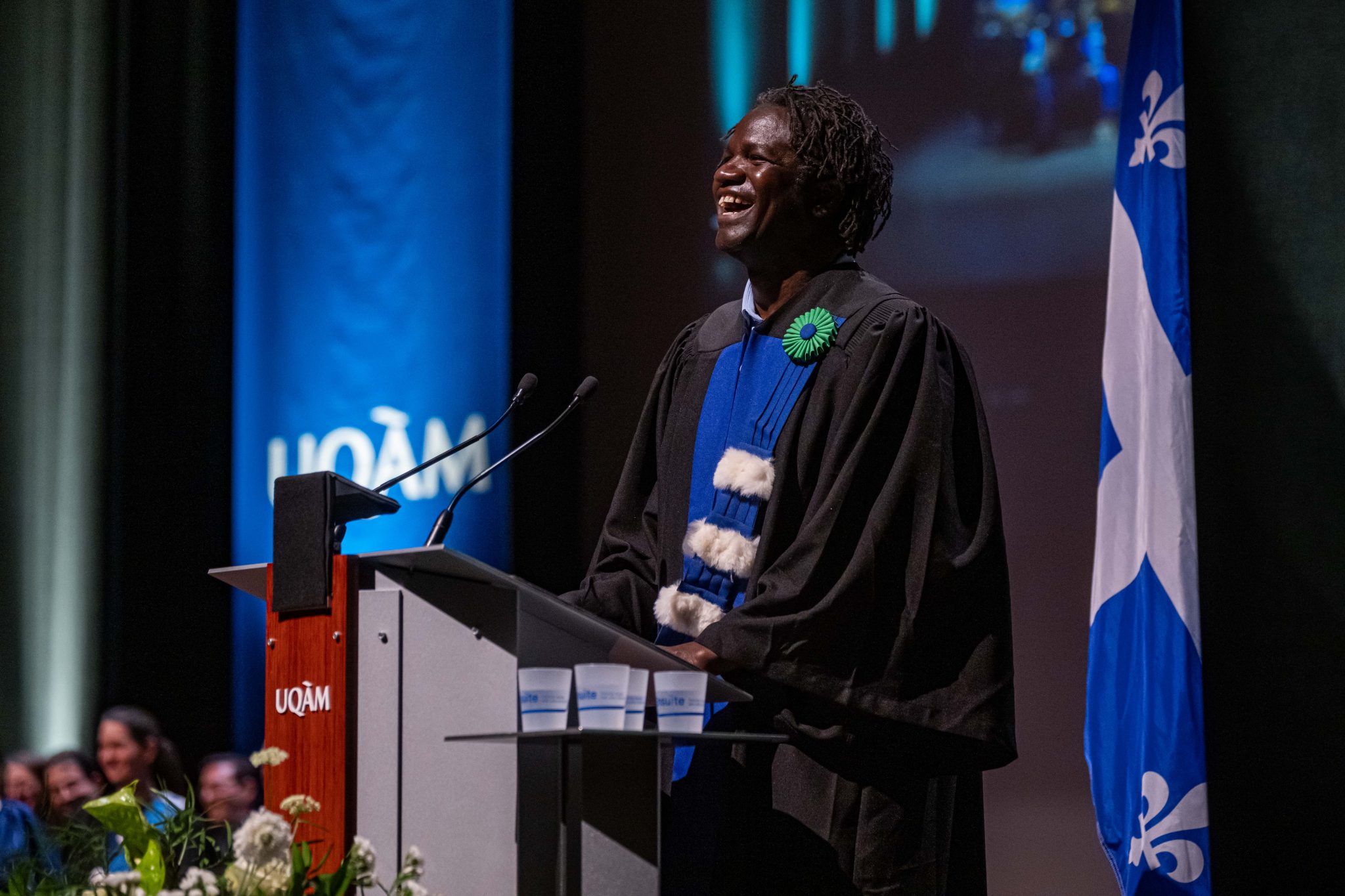 BOUCAR DIOUF : L’HUMILITÉ D’UN SCIENTIFIQUE ENRACINÉ DANS LA NATURE ET ...